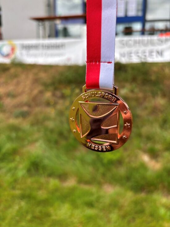 Unsere U18-Mädels sind Drittbeste in Hessen! – Sophie-Opel-Schule